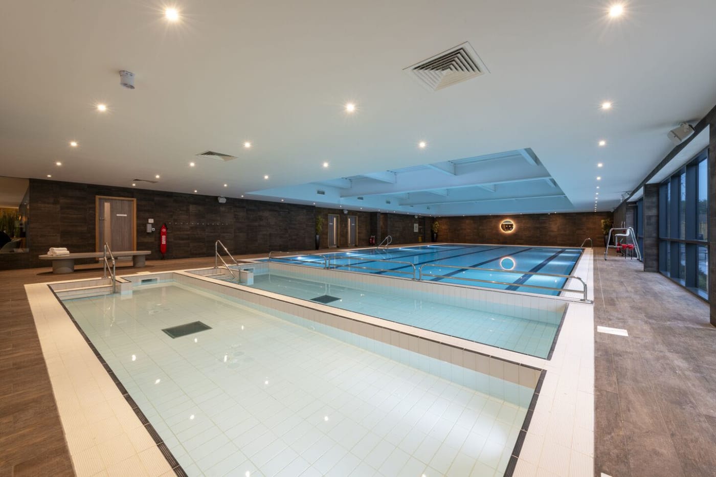 Find a Gym with Swimming Pool Near You | Indoor & Outdoor Pools | David ...