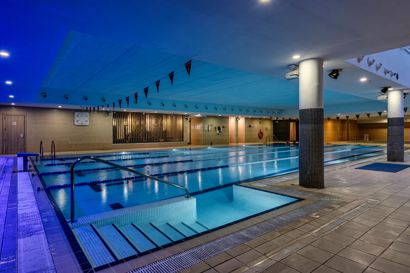 Encuentra un Gimnasio con Piscina cerca de ti | David Lloyd Clubs