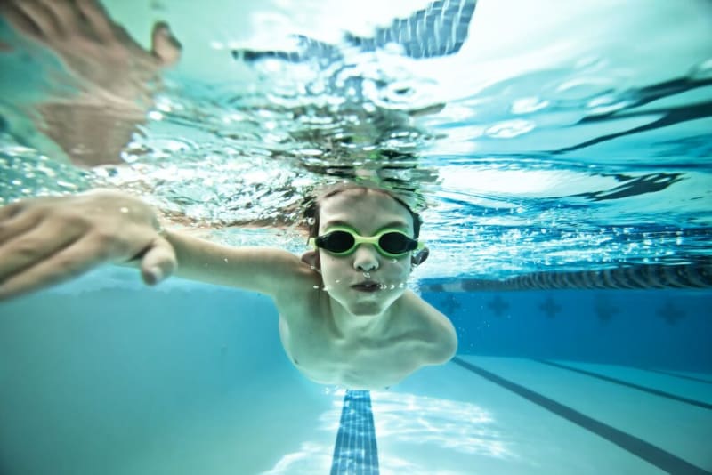 Indoor & Outdoor Pools in Birmingham | Family Swimming | David Lloyd Clubs